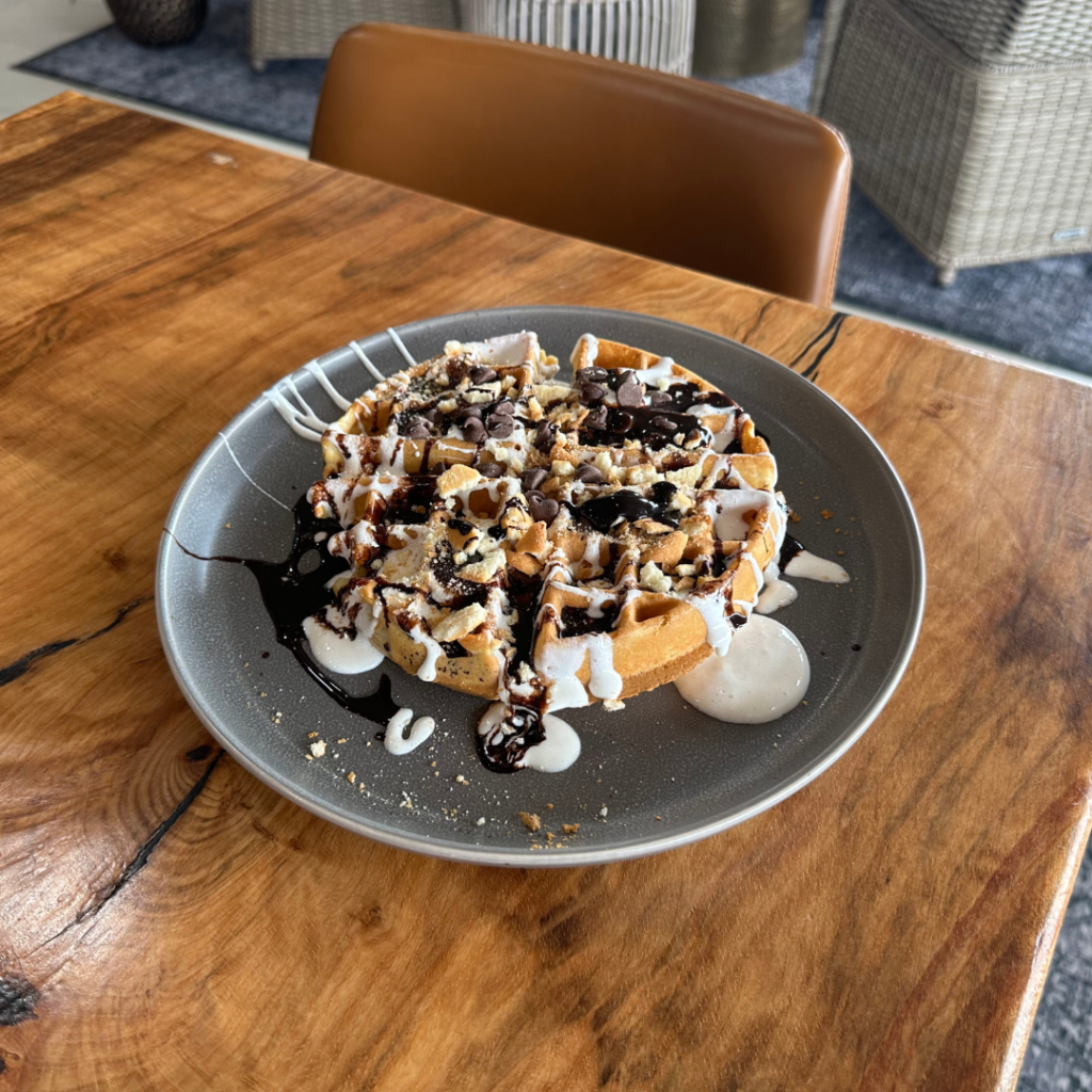 Beech Tree Cafe - Coffee, Donuts, Lunch, and more!